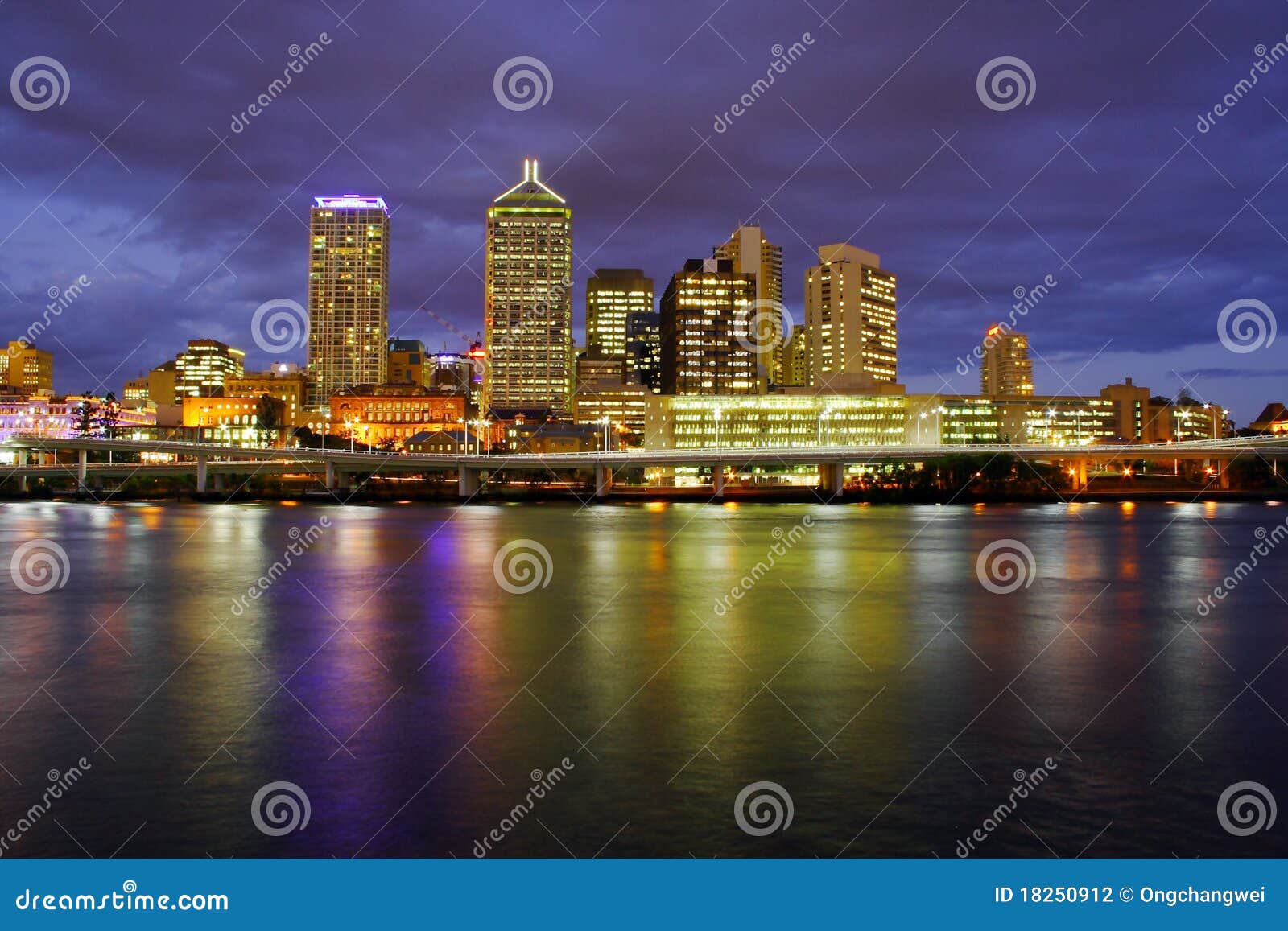 Brisbane City at Night stock photo. Image of night, riverbank - 18250912