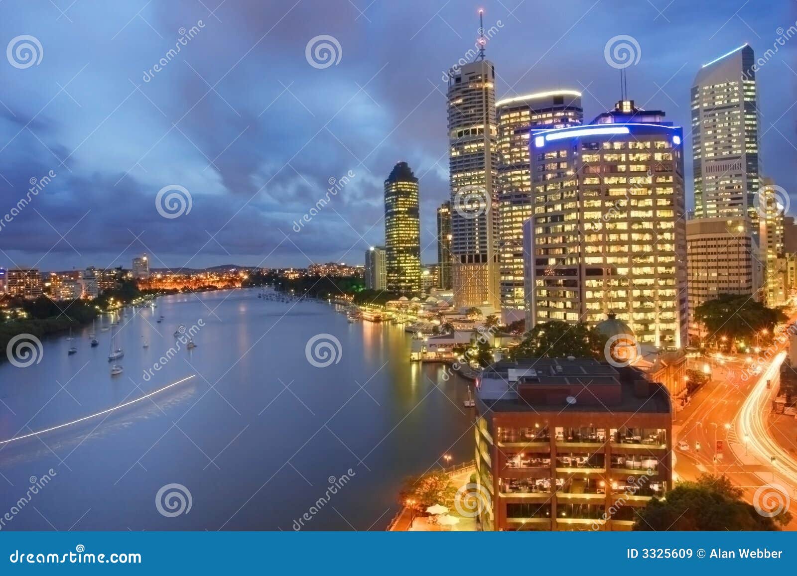 Brisbane city at night stock image. Image of dusk, modern - 3325609
