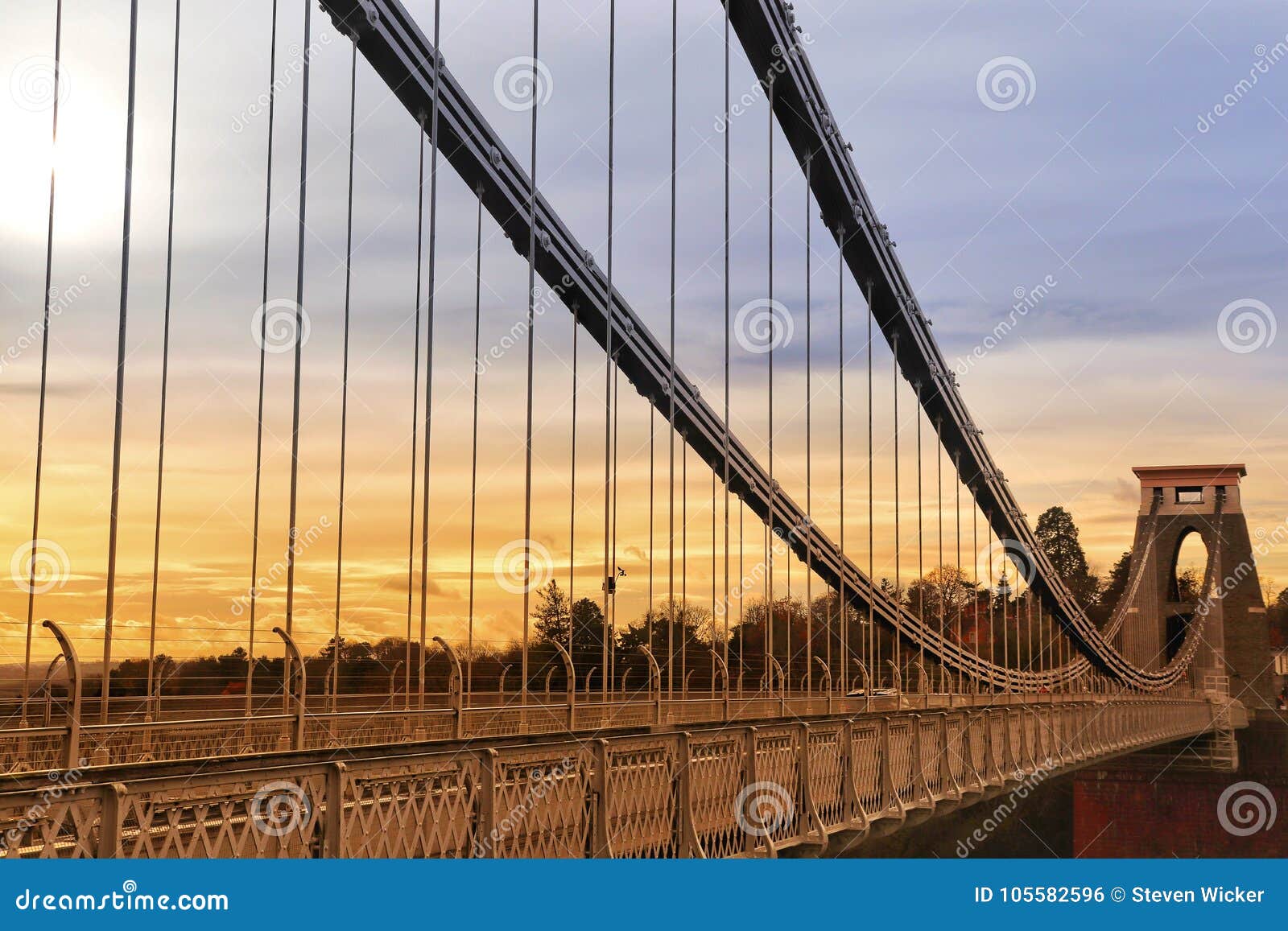 Bristol Suspension Bridge fotografia stock. Immagine di sospensione ...