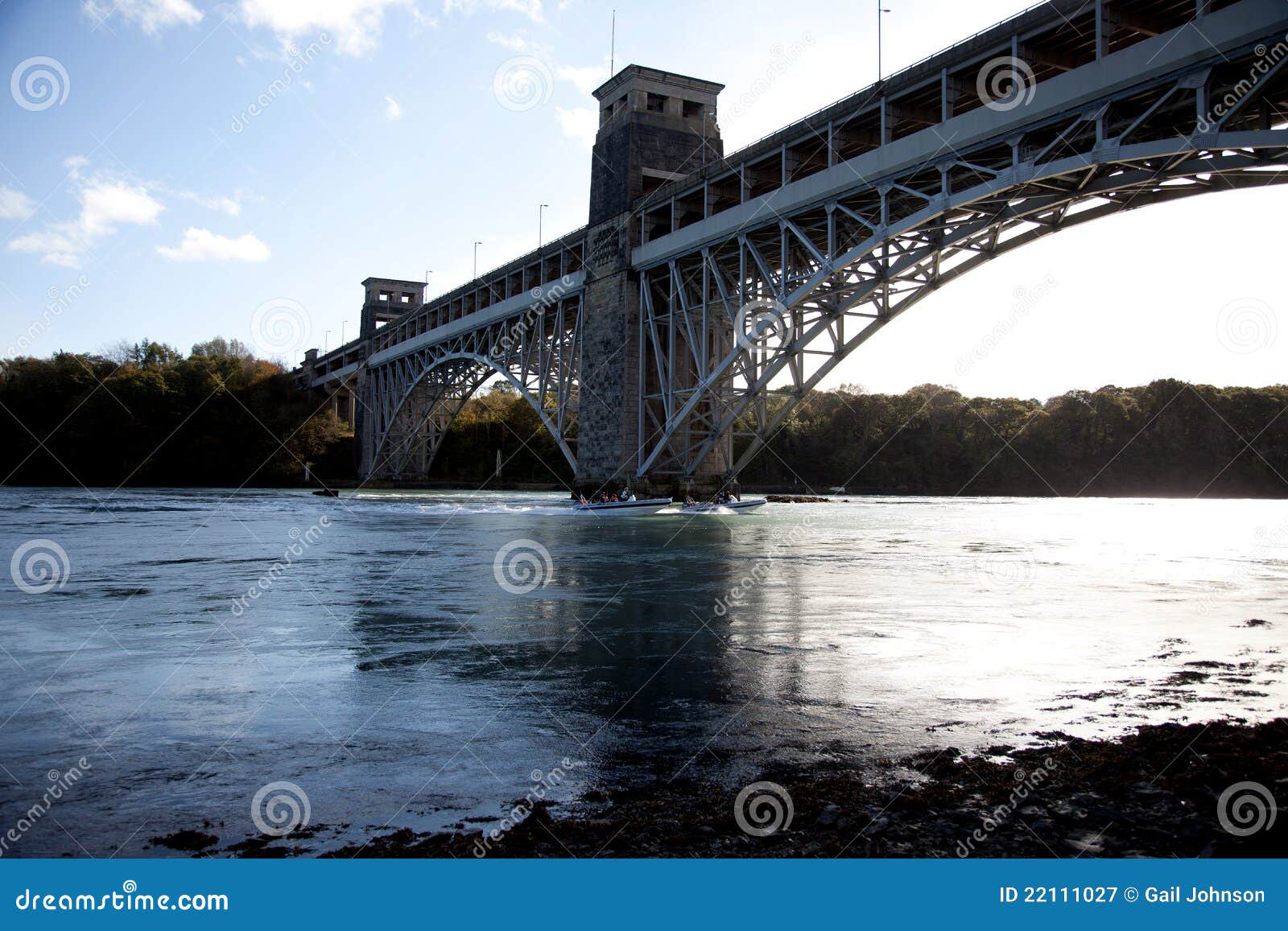 Britannia Bridge and a Speed Boat Stock Image - Image of anglesey ...