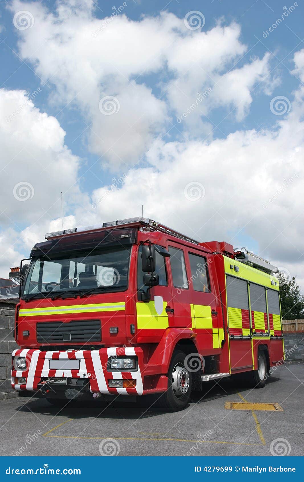 British Fire Engine stock image. Image of stationary, services - 4279699