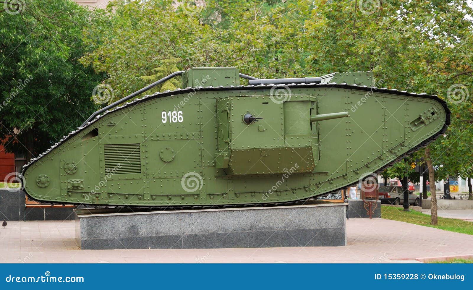 A British Mark V tank stock photo. Image of crawler, arsenal - 15359228