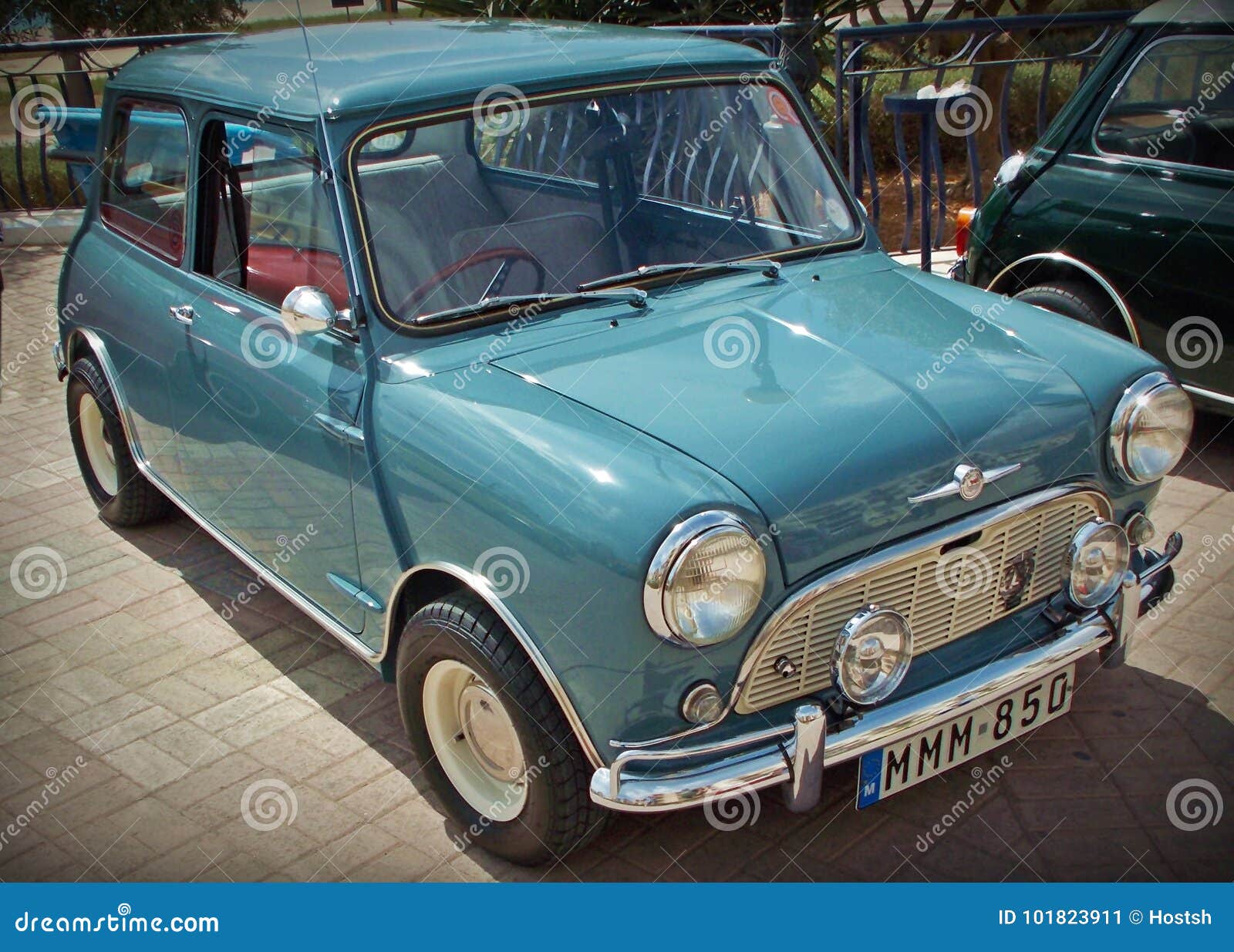 Morris Mini Minor Car editorial photo. Image of drive - 101823911