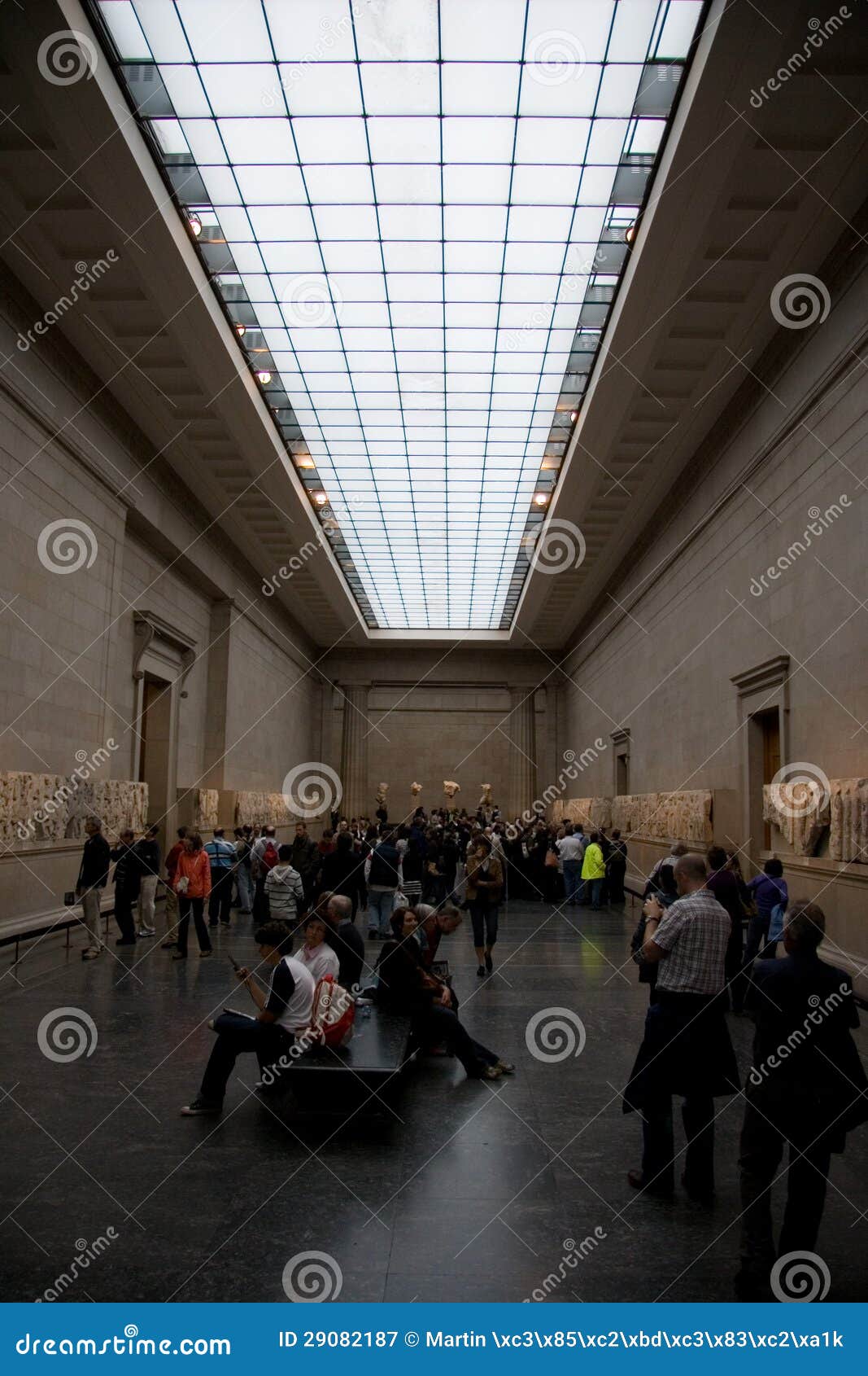 British Museum Exhibition Crowds Editorial Photography - Image of ...
