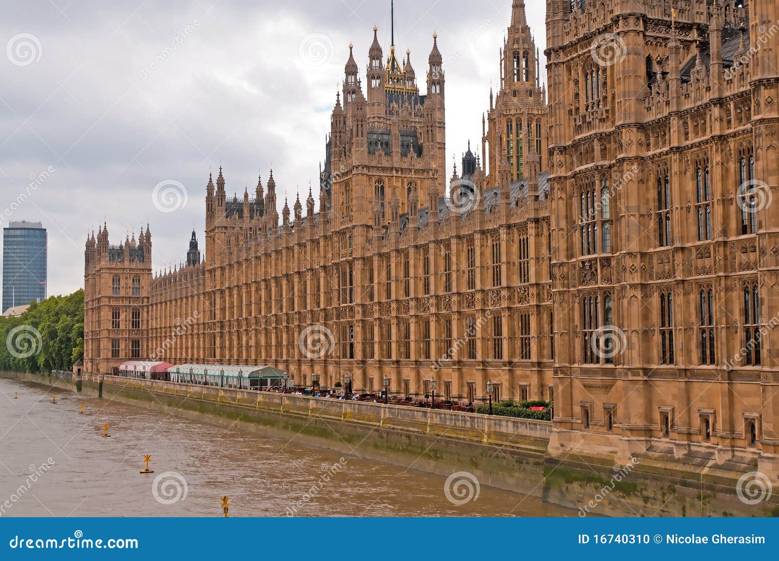 British Parliament Building Stock Photo - Image: 16740310