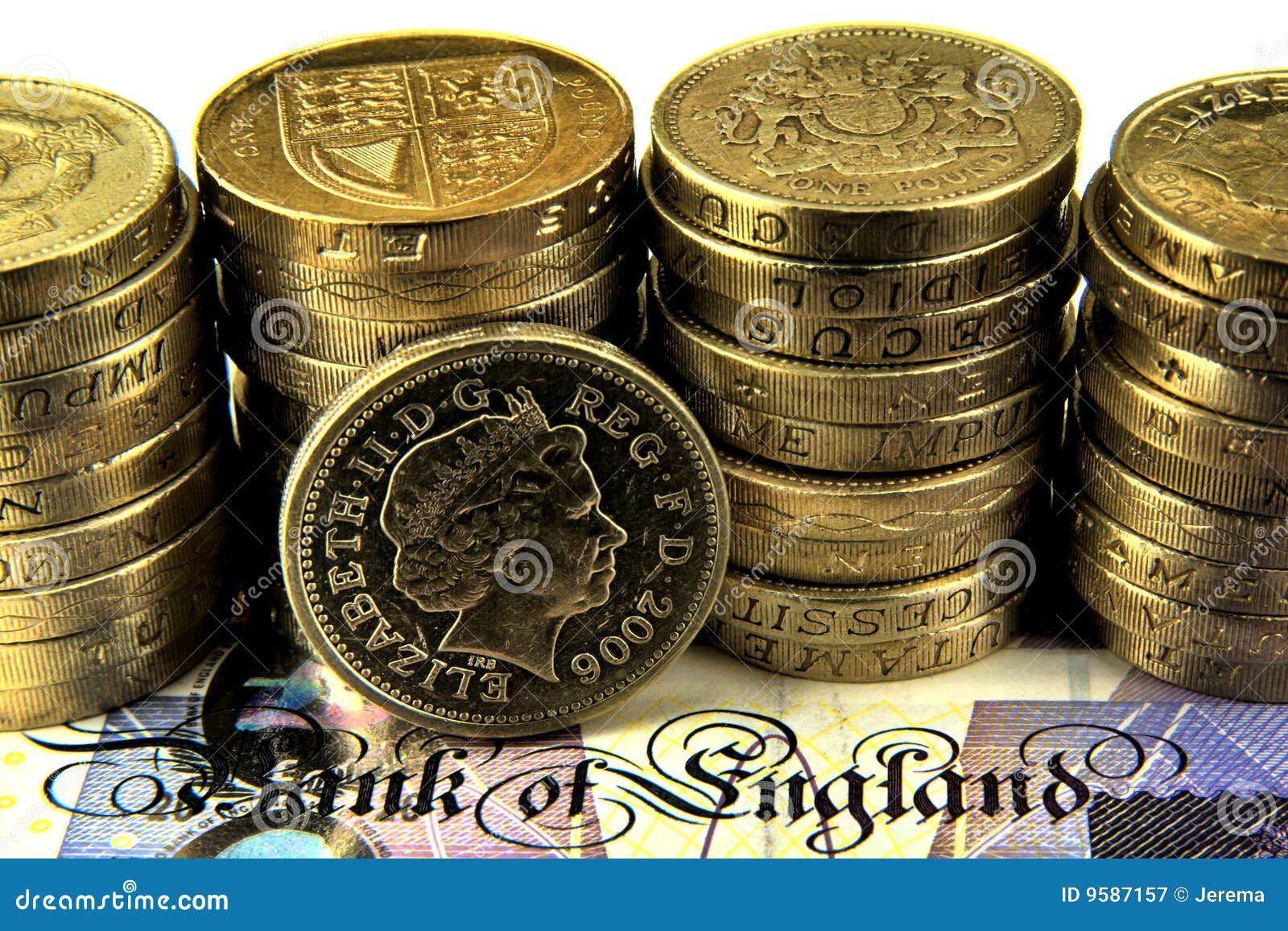 British Pounds editorial photography. Image of futures - 9587157