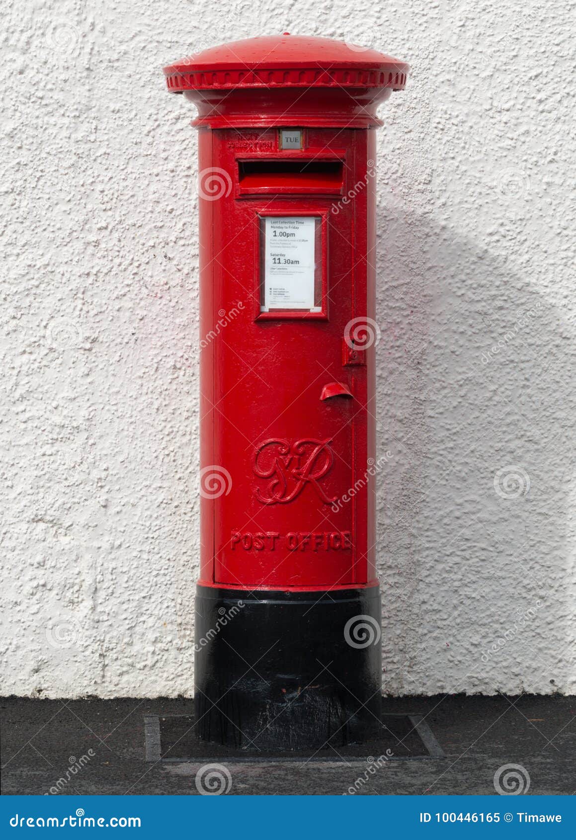 A British Red Pillar Box editorial image. Image of black - 100446165