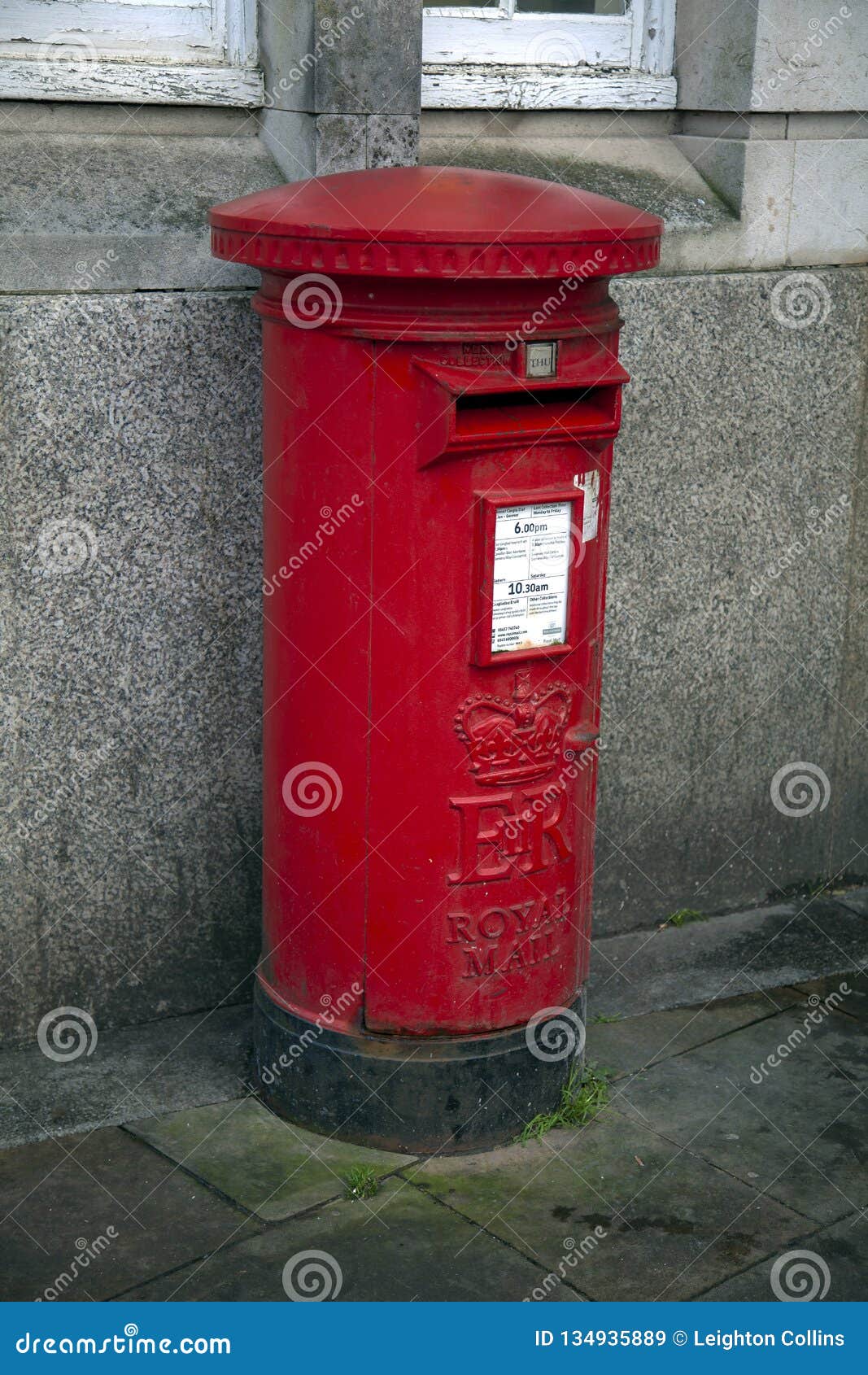 British red post box editorial stock image. Image of british - 134935889