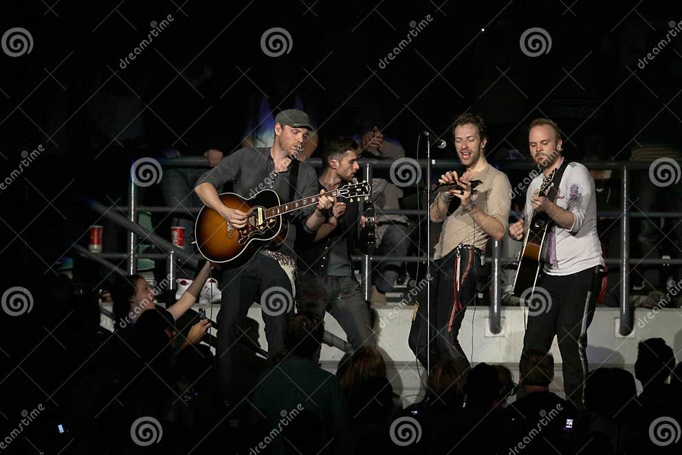British rock band Coldplay editorial photo. Image of person - 8433511
