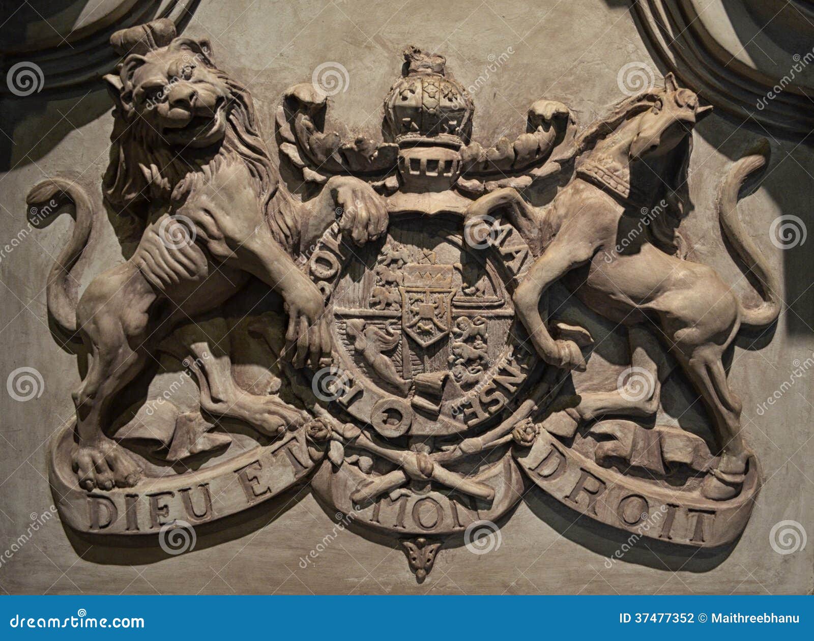 British Royal Coat of Arms 18th Century Stock Photo - Image of britain ...