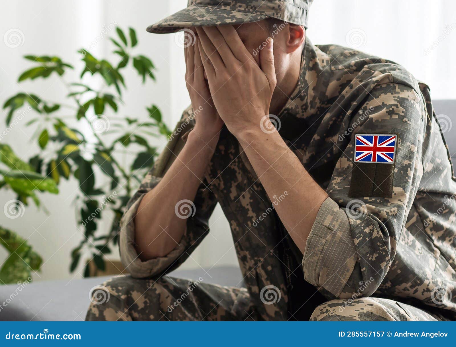 A British Soldier Prays. Remembrance Day. Stock Image - Image of memory ...