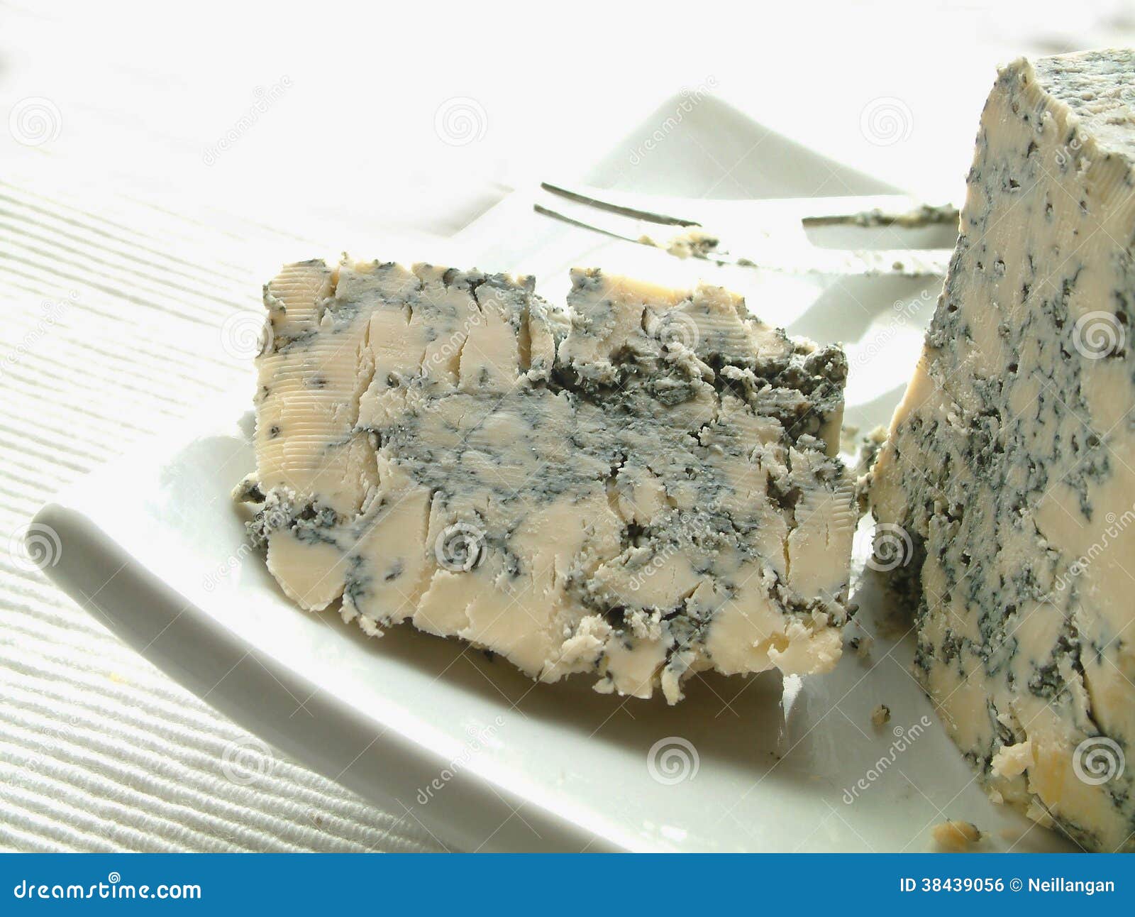 British Stilton Blue Cheese Stock Photo - Image of knife, english: 38439056
