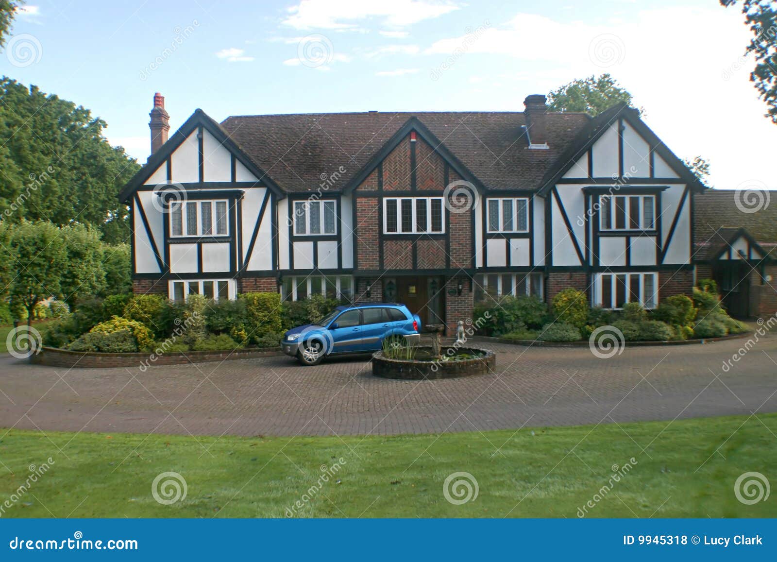 British Tudor Home stock photo. Image of spectacular, tudor - 9945318