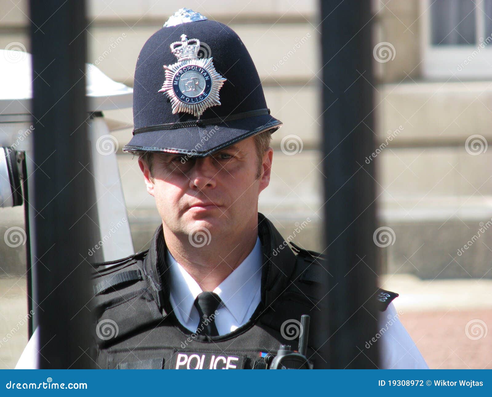 Britse Politieman redactionele fotografie. Afbeelding bestaande uit ...