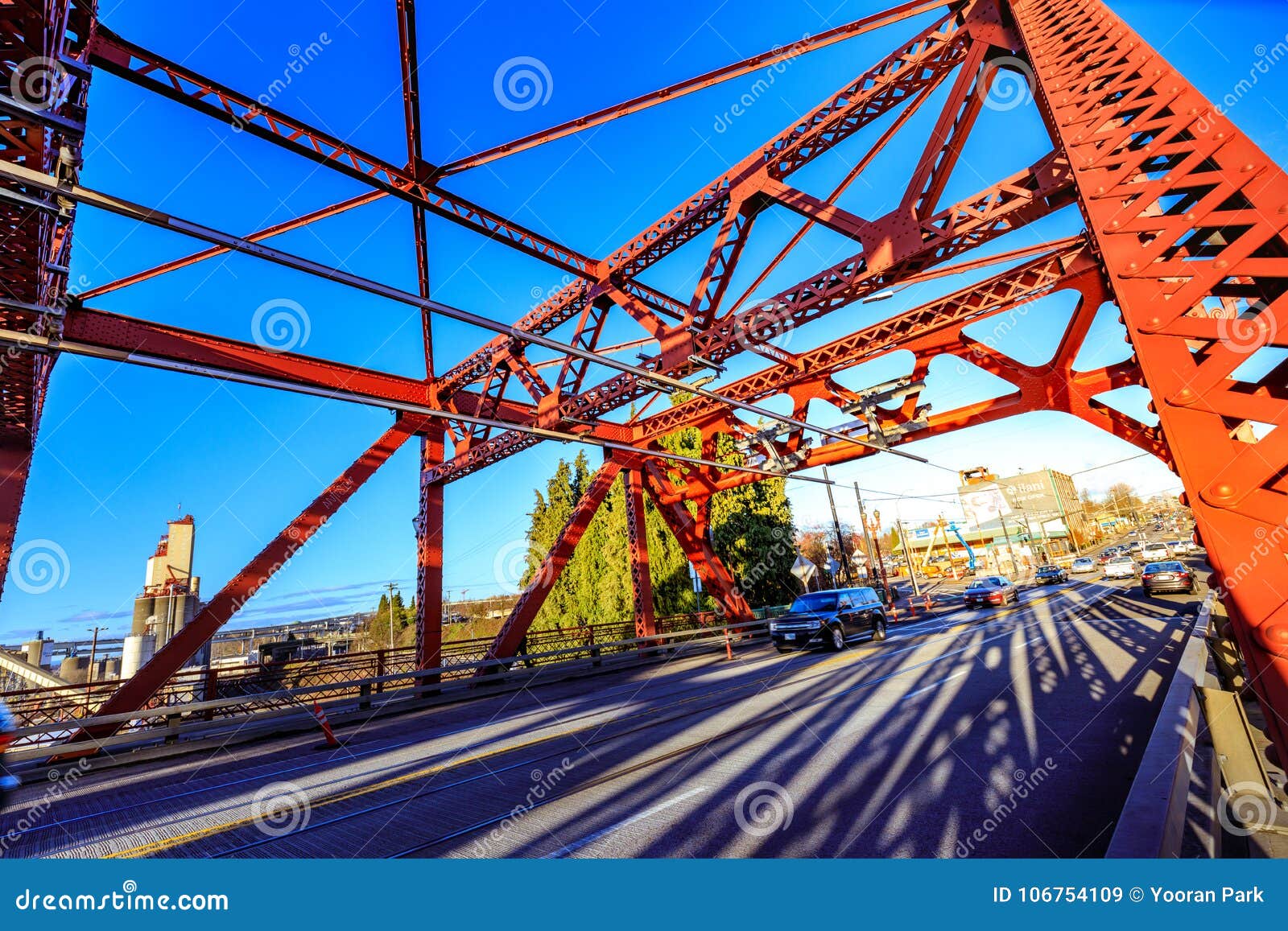 The Broadway Bridge in Downtown Portland, or Editorial Stock Image ...