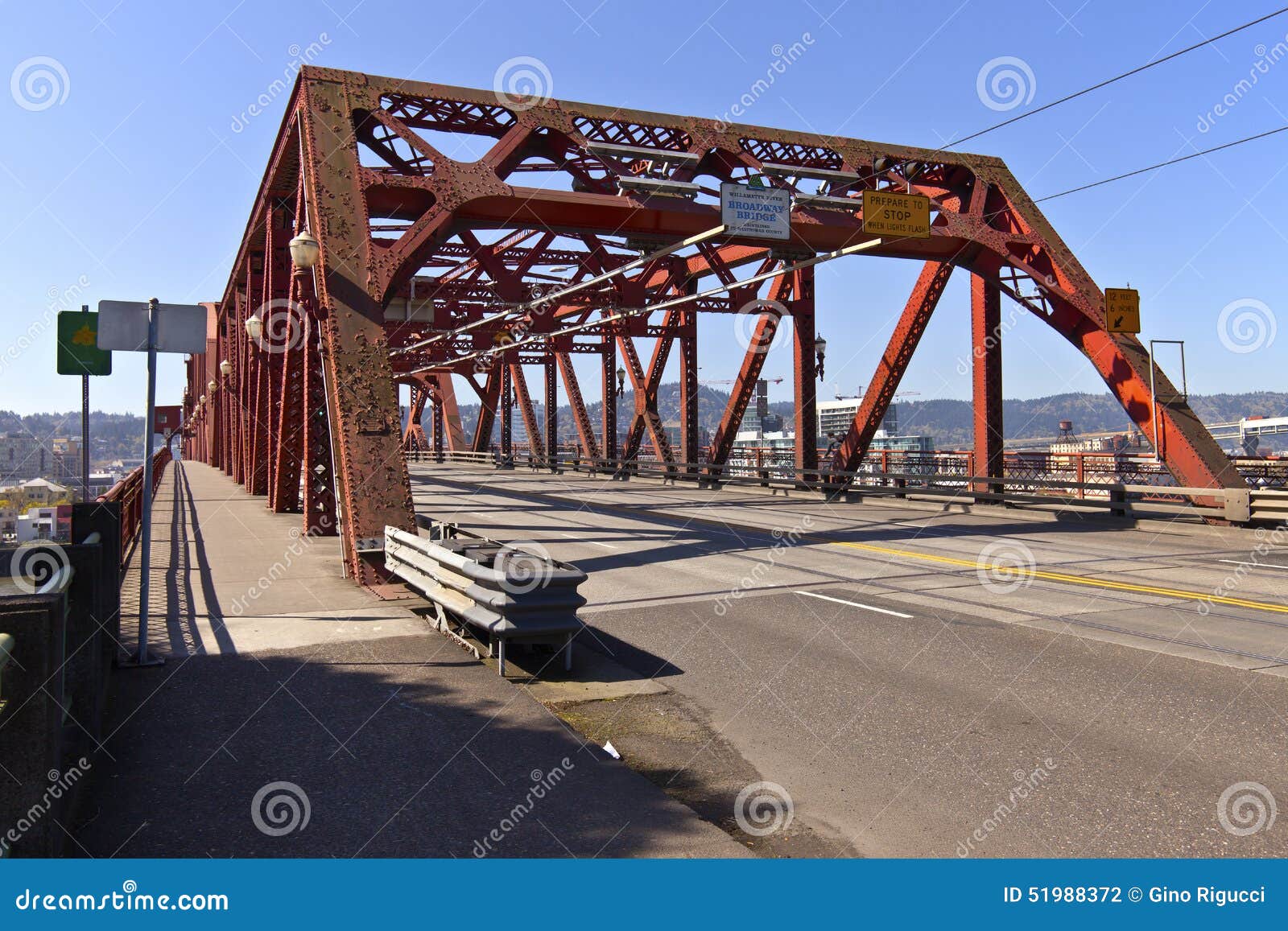 The Broadway Bridge Portland Oregon. Stock Photo - Image of metal ...