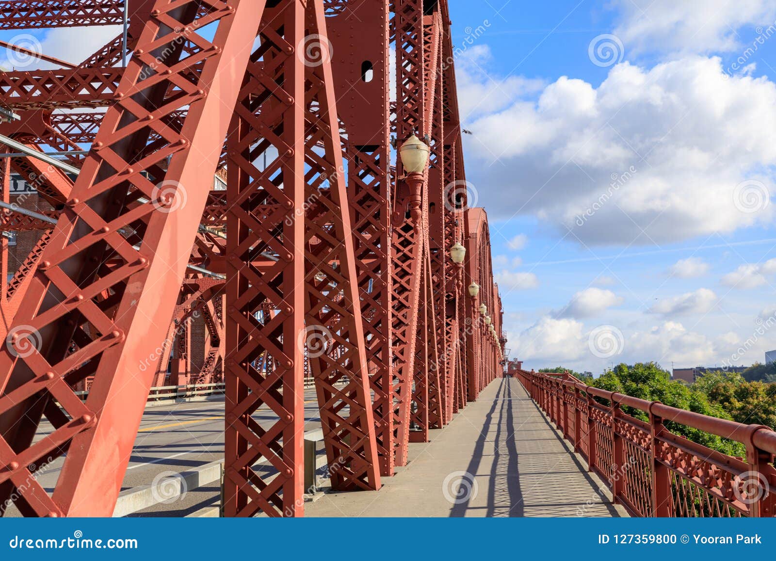 Broadway Bridge in Portland, Oregon Stock Photo - Image of oregon, span ...