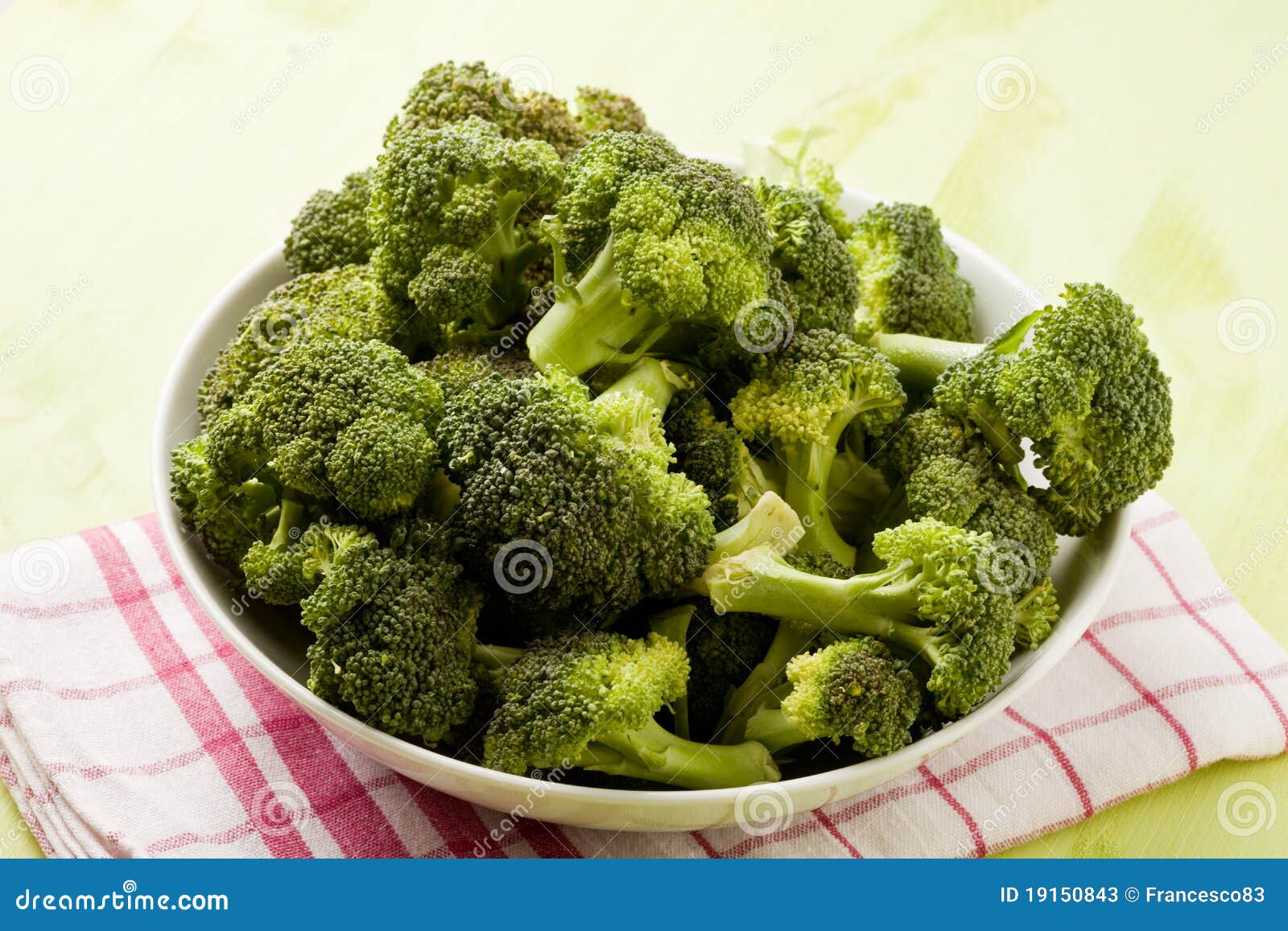Broccoli stock image. Image of light, broccoli, vegetarian - 19150843