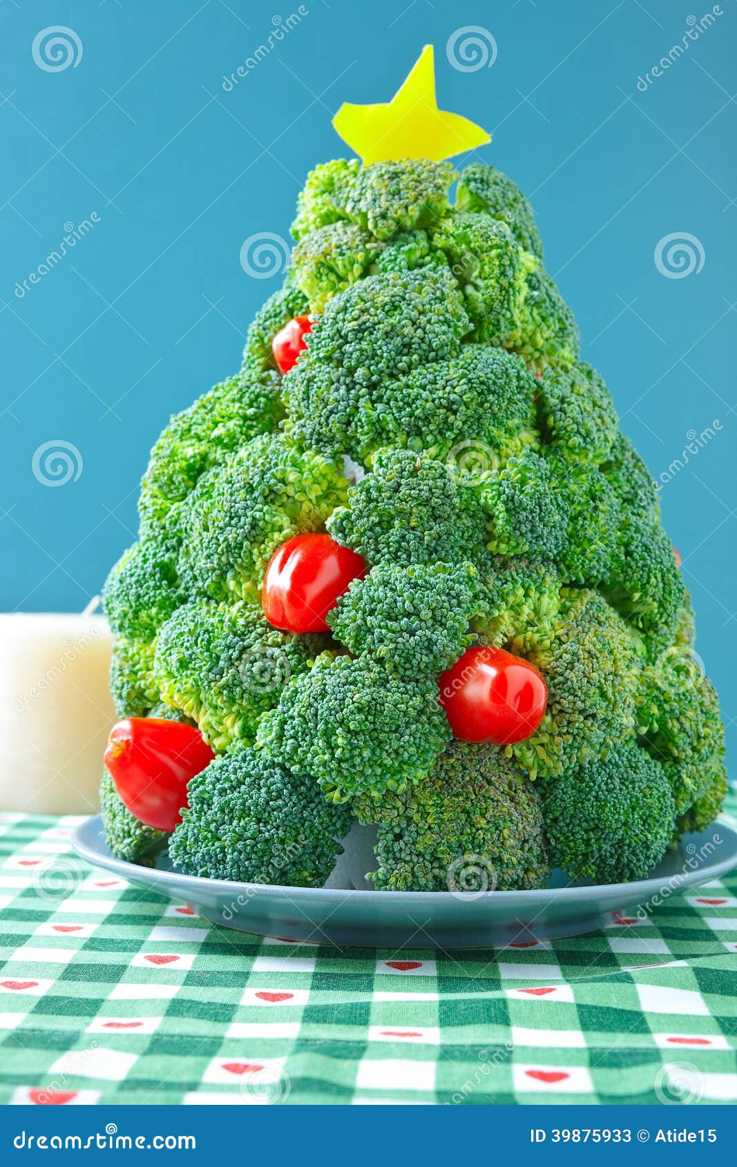 Broccoli Christmas Tree stock image. Image of tomato - 39875933
