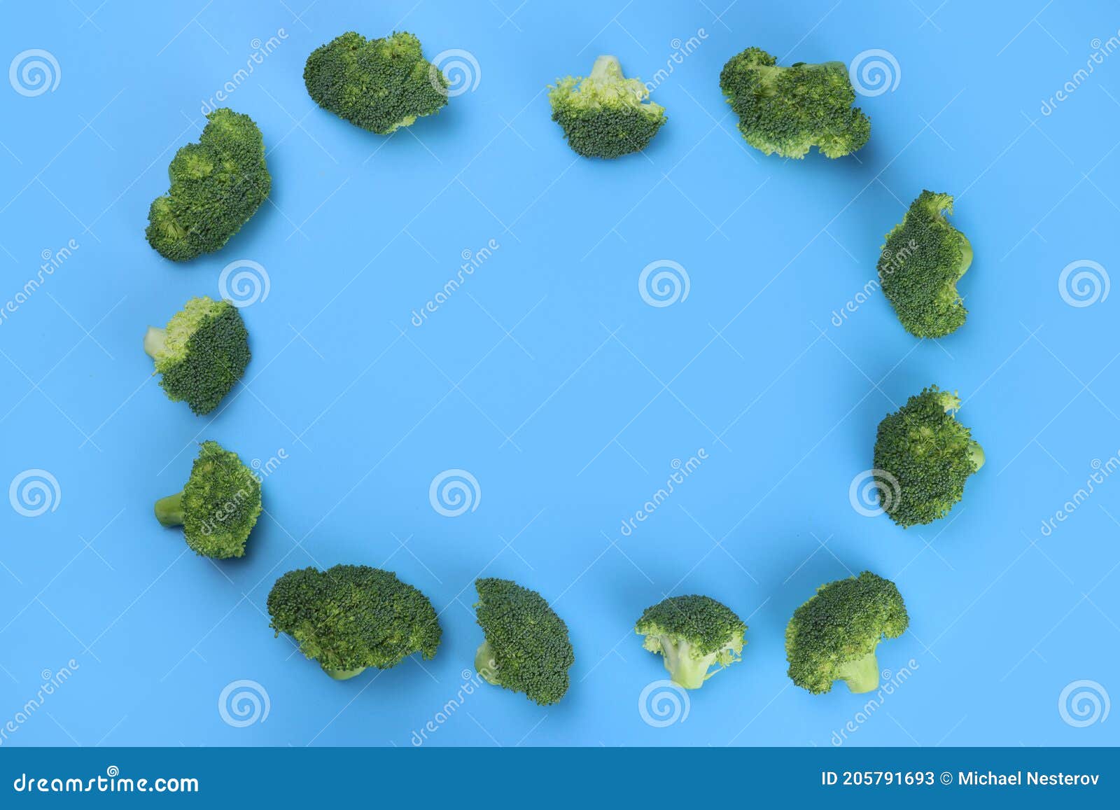 Broccoli Frame on Blue Background, Healthy Food. Space for Text Stock ...