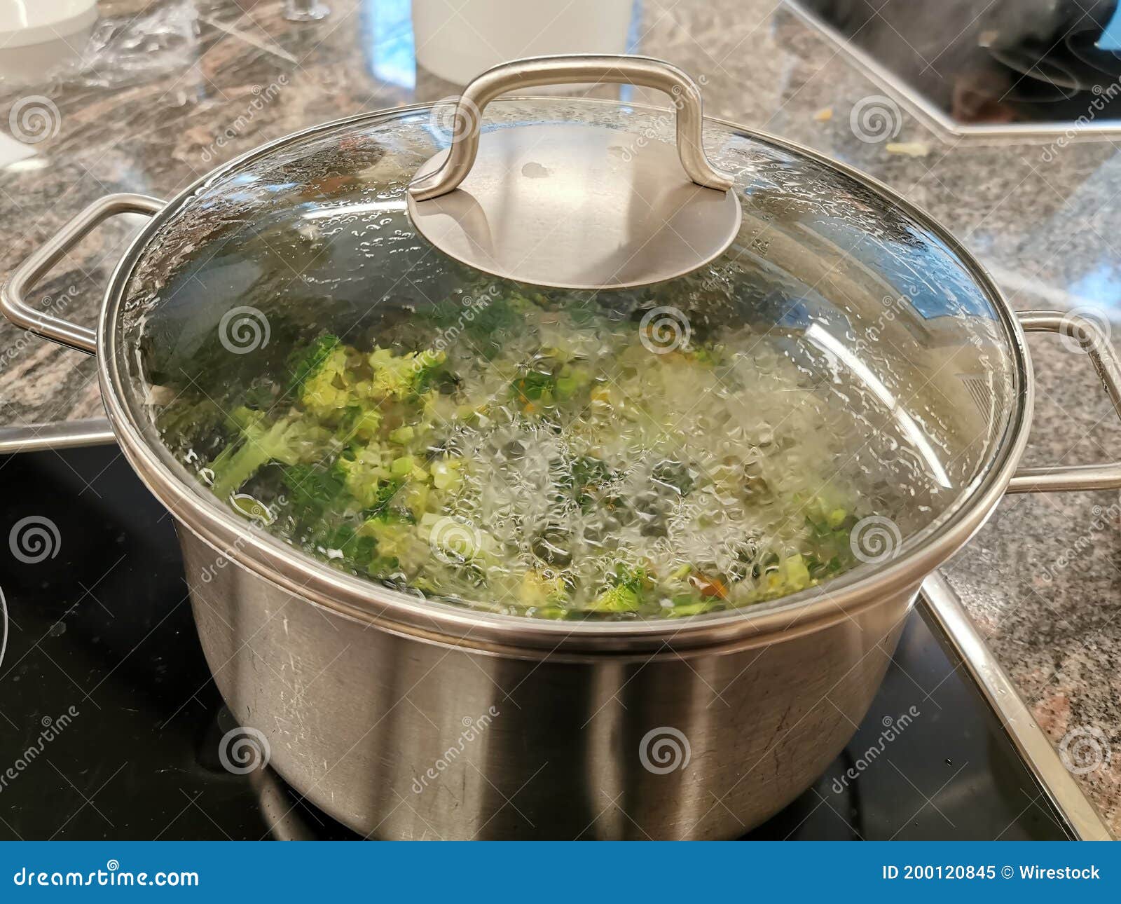 Broccoli Soup Boiling in a Can Stock Image - Image of cooked, healthy ...