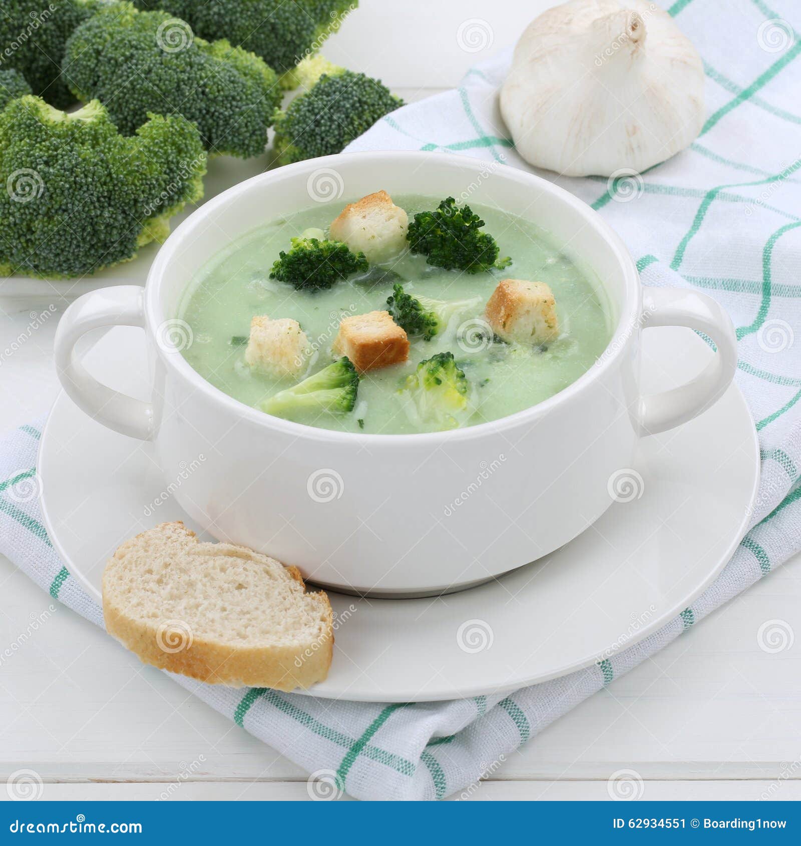 Broccoli Verse Soep in Kom Het Gezonde Eten Stock Afbeelding - Image of ...