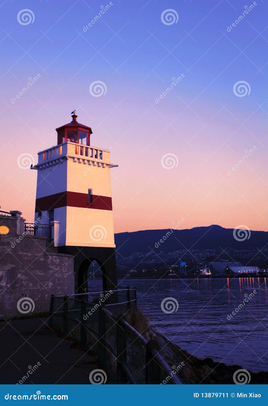 Brockton Point Lighthouse Vancouver Stock Image - Image of inlet, city ...