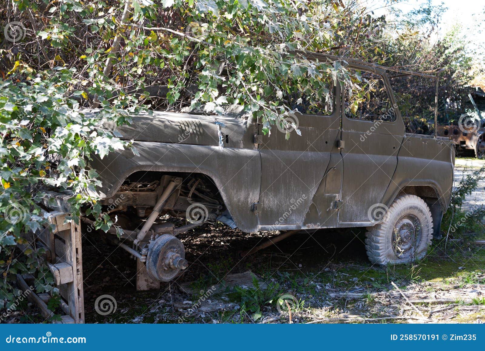Broken Abandoned Rusty Old Vehicle. Retro Damaged Transportation Stock ...