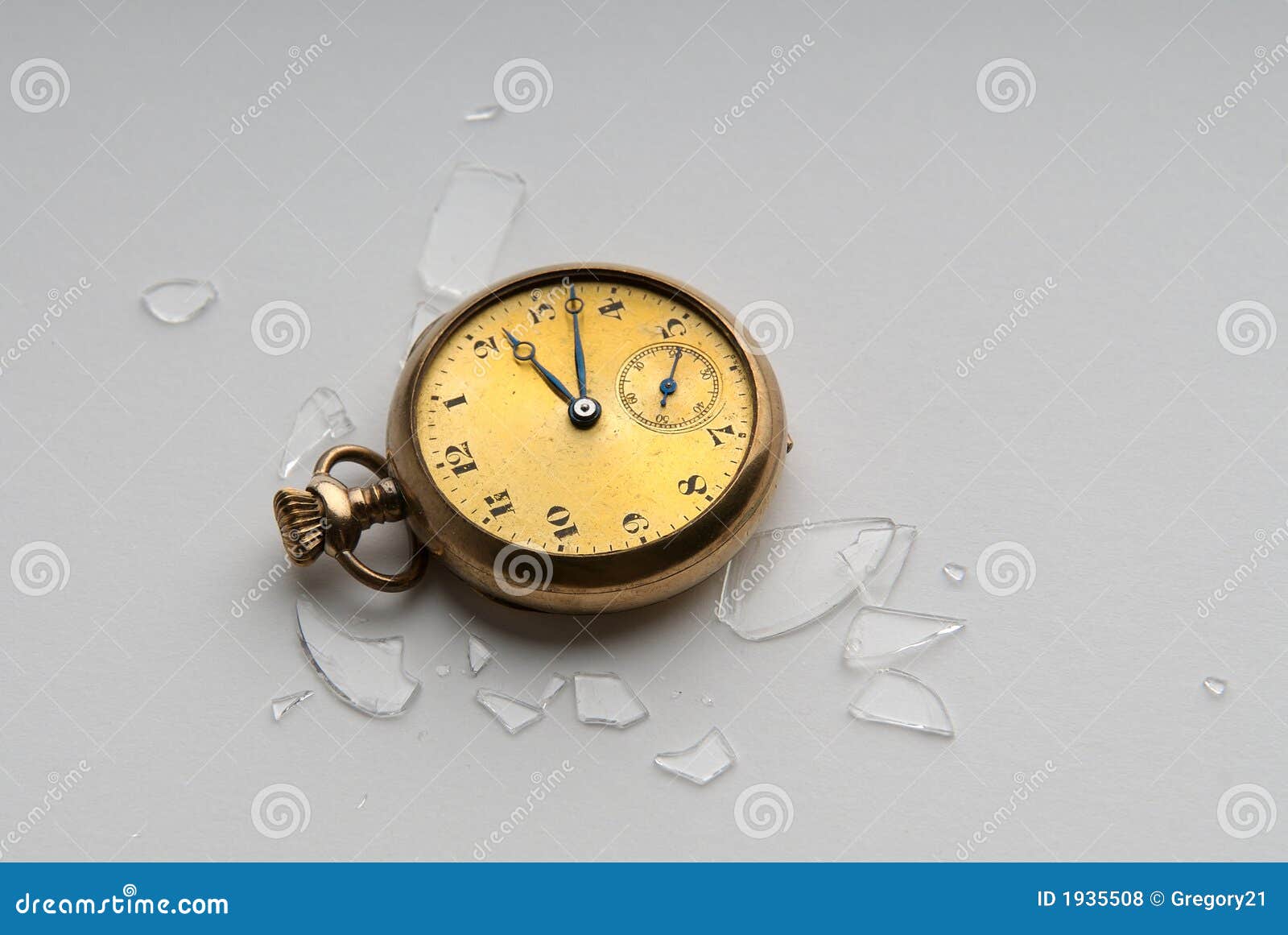 Broken Antique Pocket Watch Stock Photo - Image of antique, retirement ...