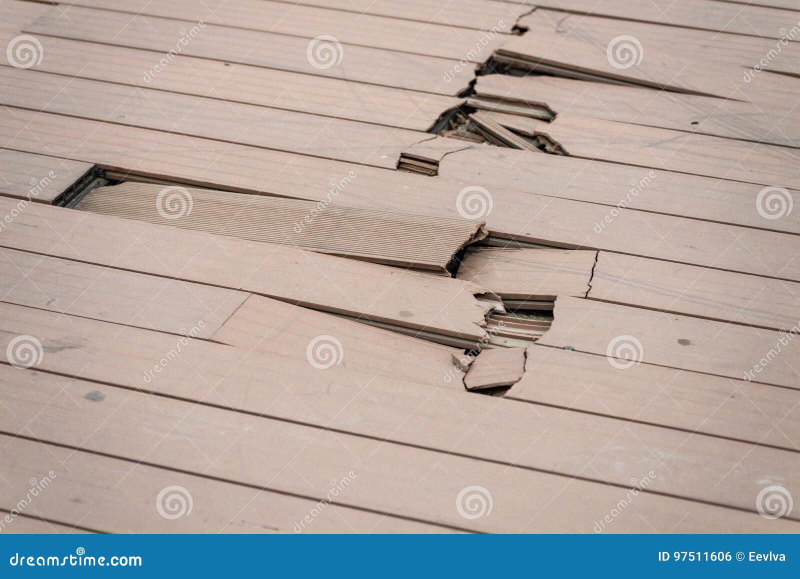 Broken Boards Royalty-Free Stock Photography | CartoonDealer.com #87567887