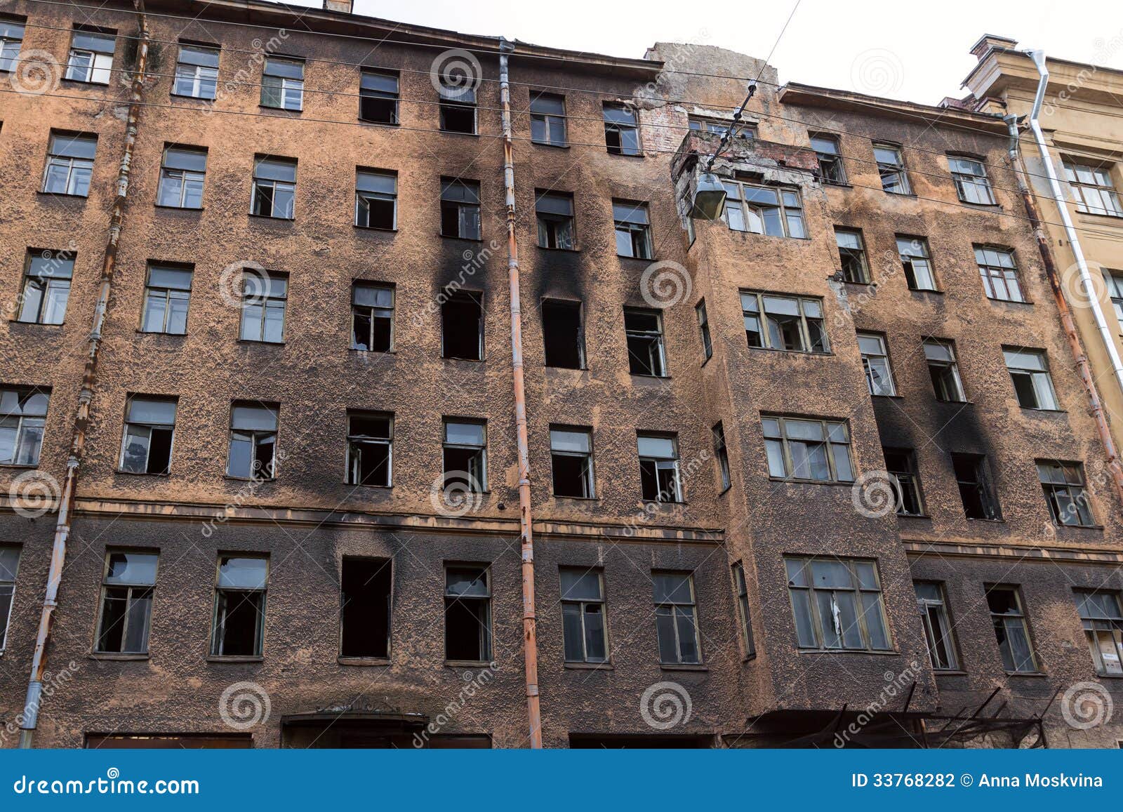 Broken burned building stock photo. Image of brick, architecture - 33768282