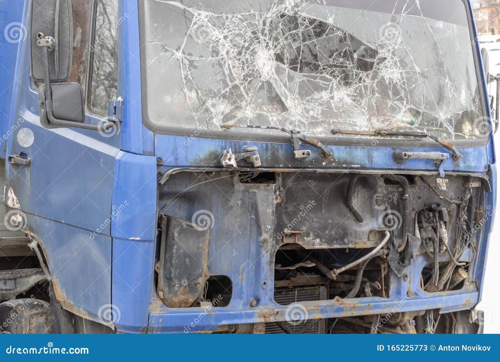 Broken cab of an old truck stock image. Image of damage - 165225773