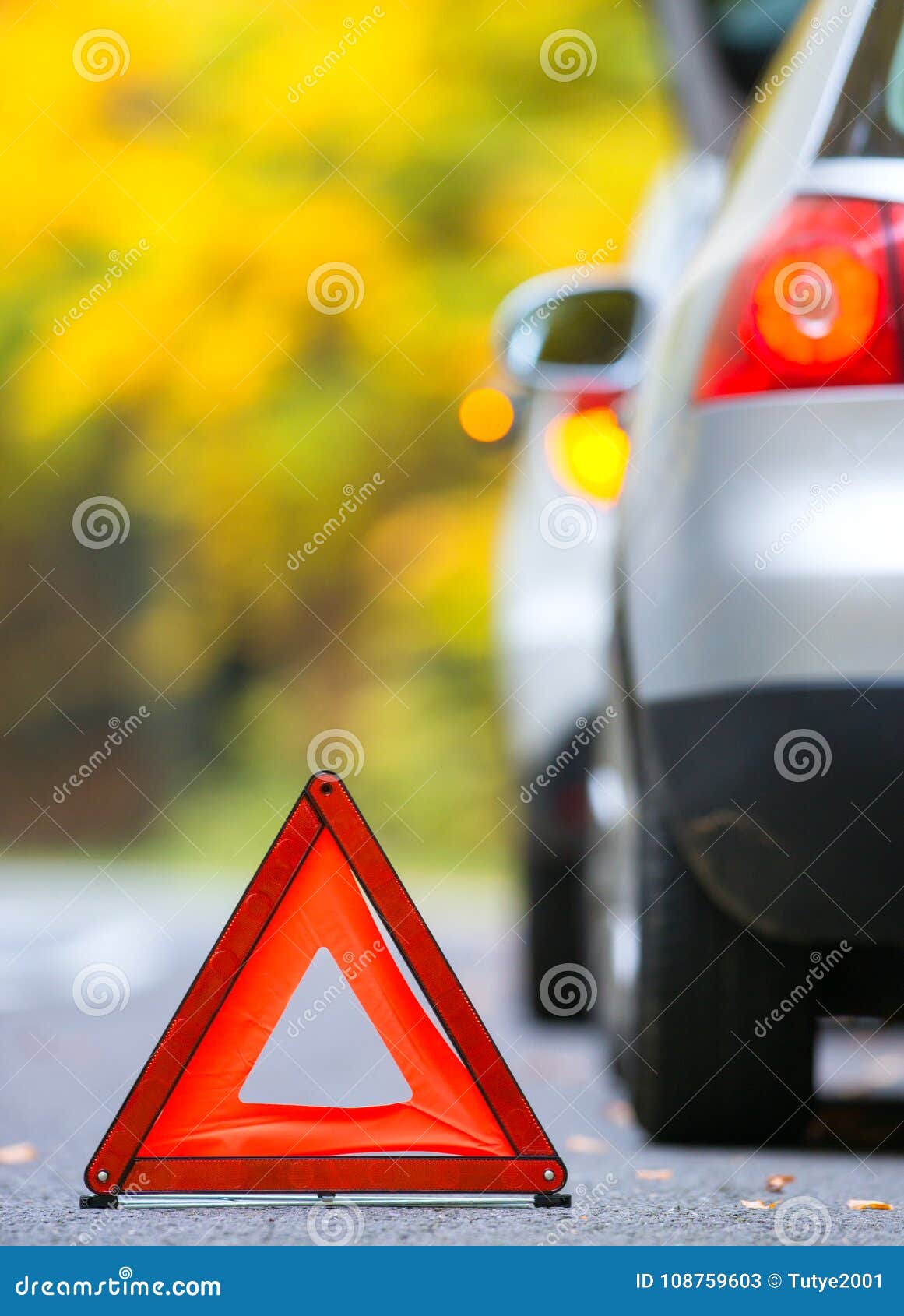 Broken Car Concept, Breakdown Triangle on Road Stock Image - Image of ...