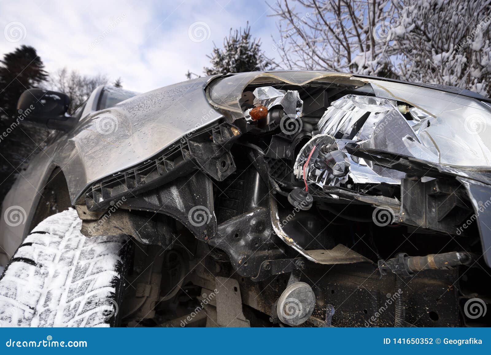 Broken Car Light Accident. Close Up of Damaged Headlight in a Front Car ...