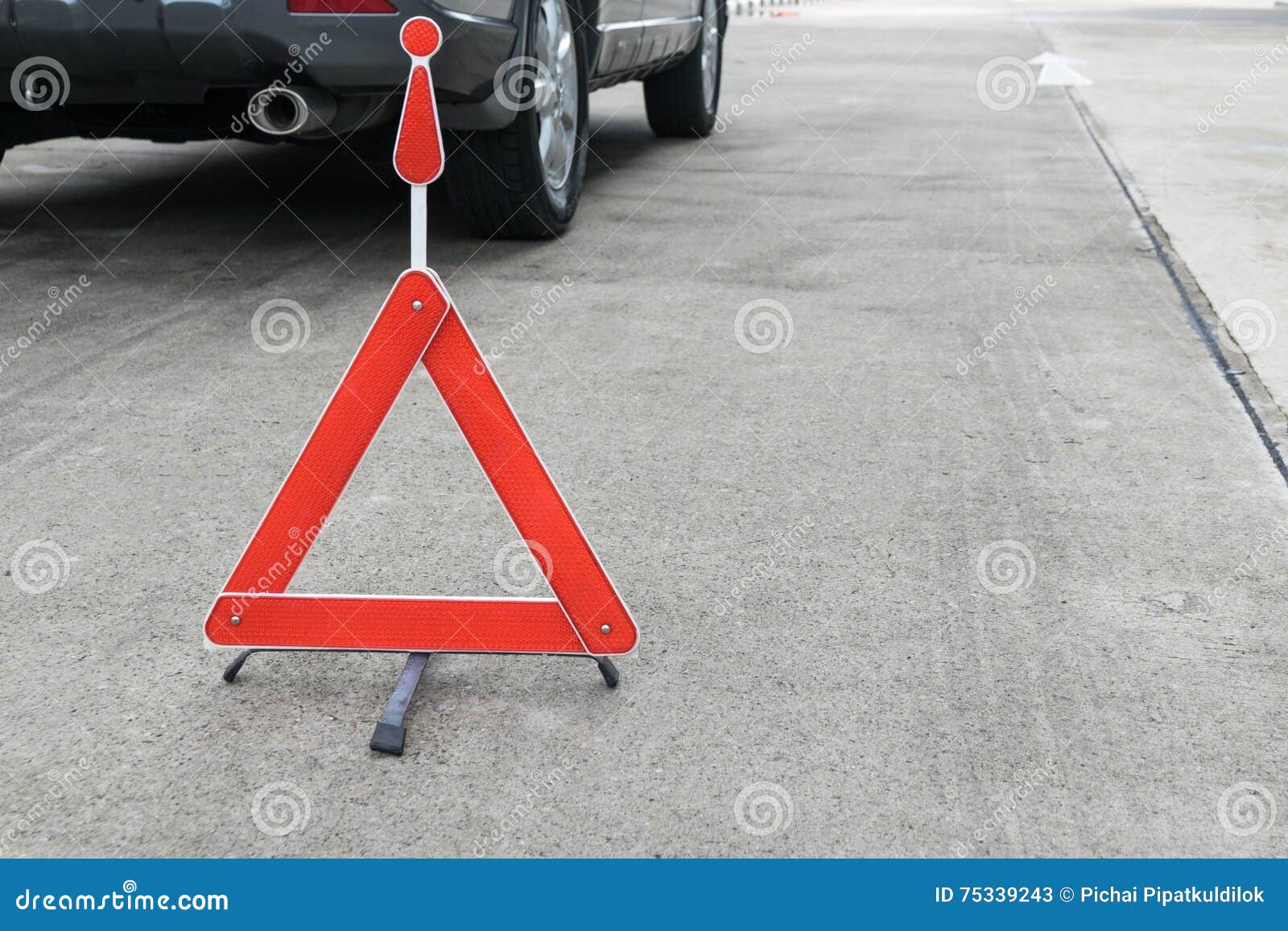 Broken car sign on a road stock image. Image of traffic - 75339243