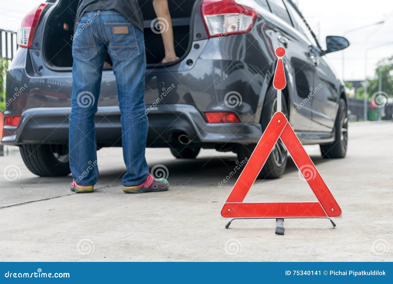 Broken car sign on a road stock image. Image of failure - 75340141