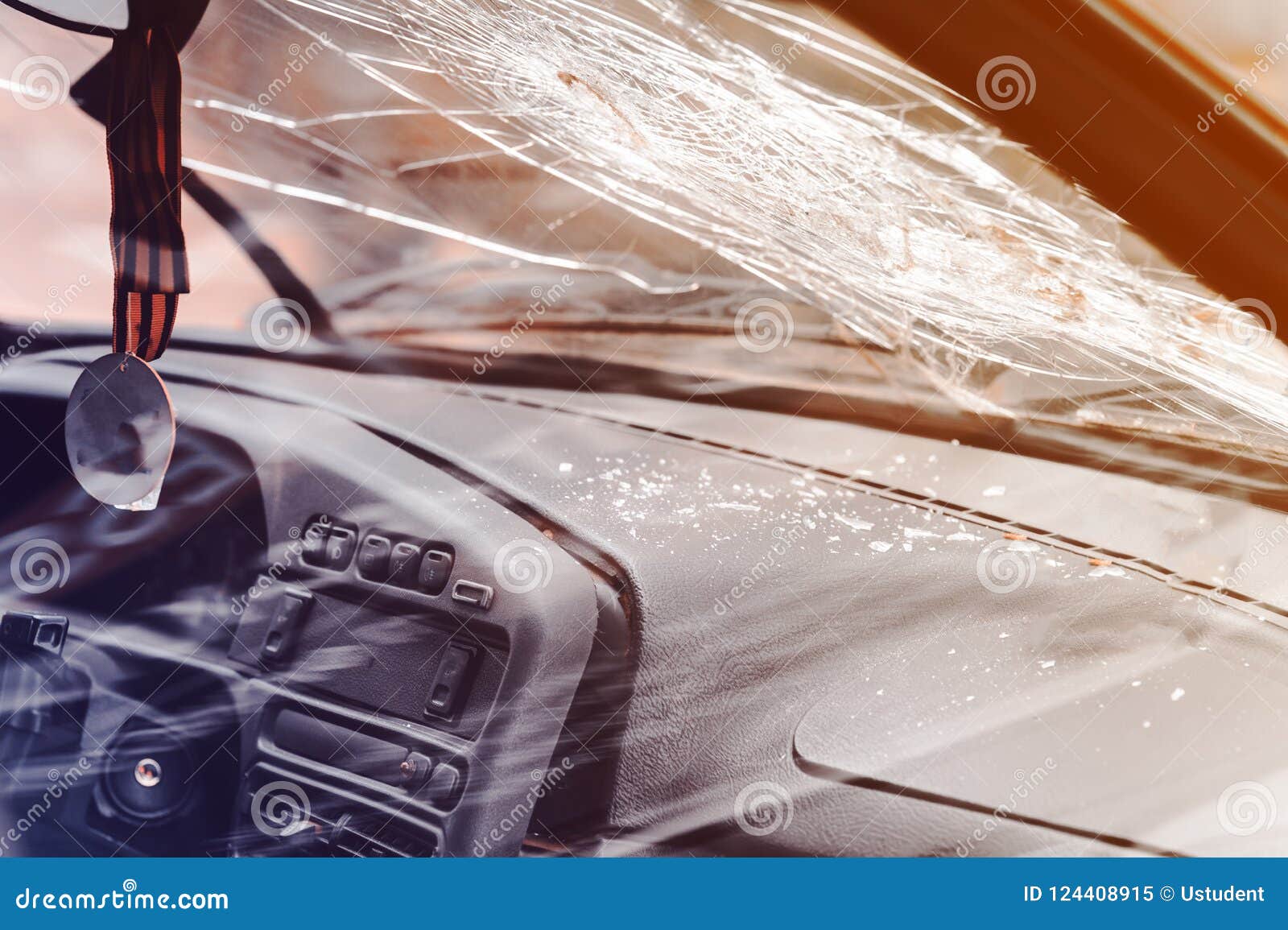 Broken car windshield stock image. Image of shatter - 124408915