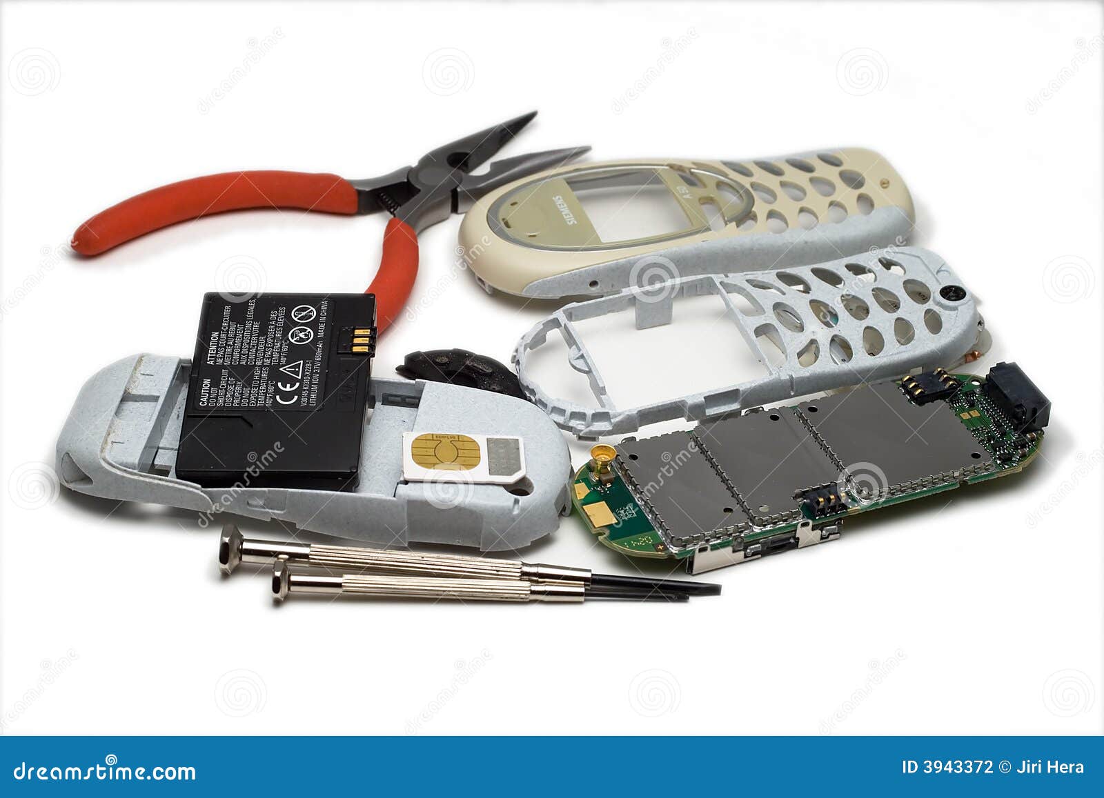 Broken cell phone stock photo. Image of phone, cellphone - 3943372