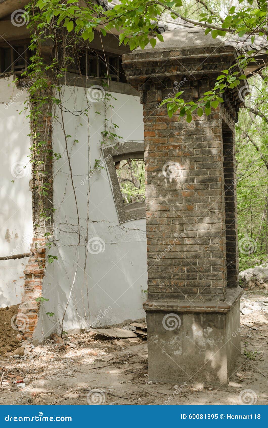 Broken courtyard building stock image. Image of design - 60081395