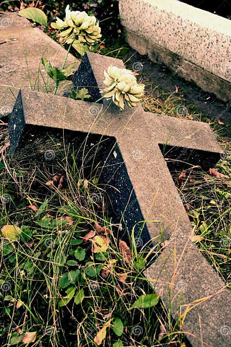 Broken cross stock image. Image of uncared, crucifix, sore - 7597809