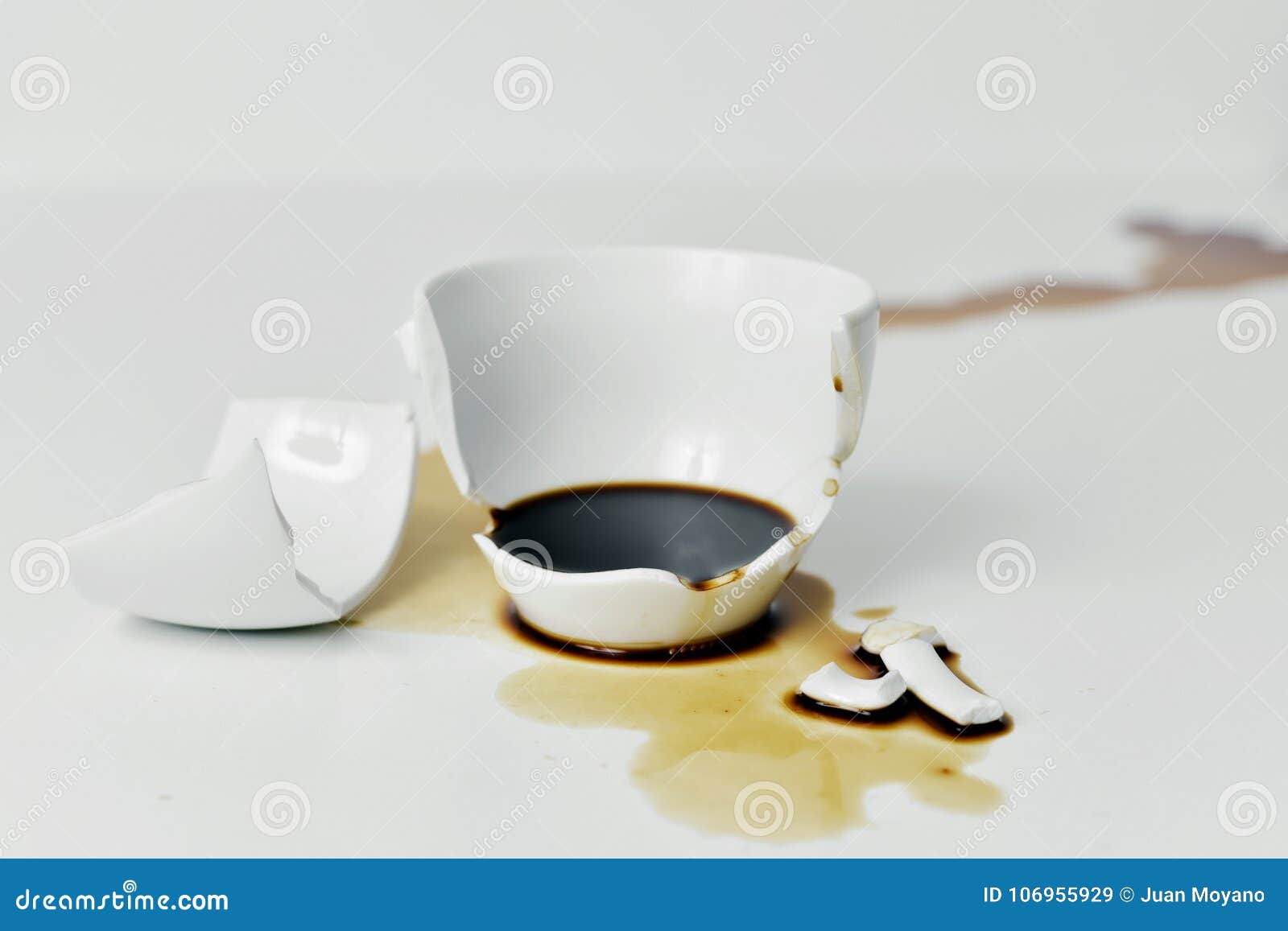Broken cup of coffee stock image. Image of downfallen - 106955929