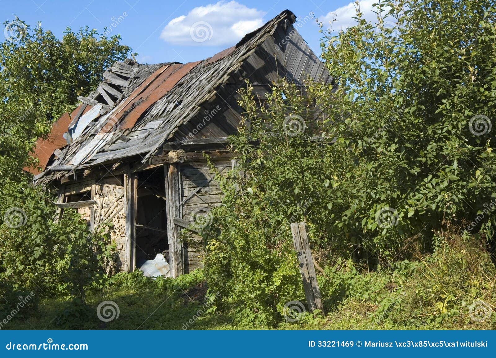 Broken-down hut stock image. Image of idyllic, building - 33221469