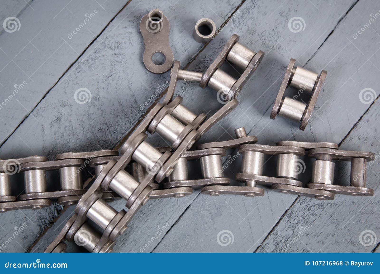 Broken Driving Roller Chain. Parts of Destroyed Industrial Chain Stock ...
