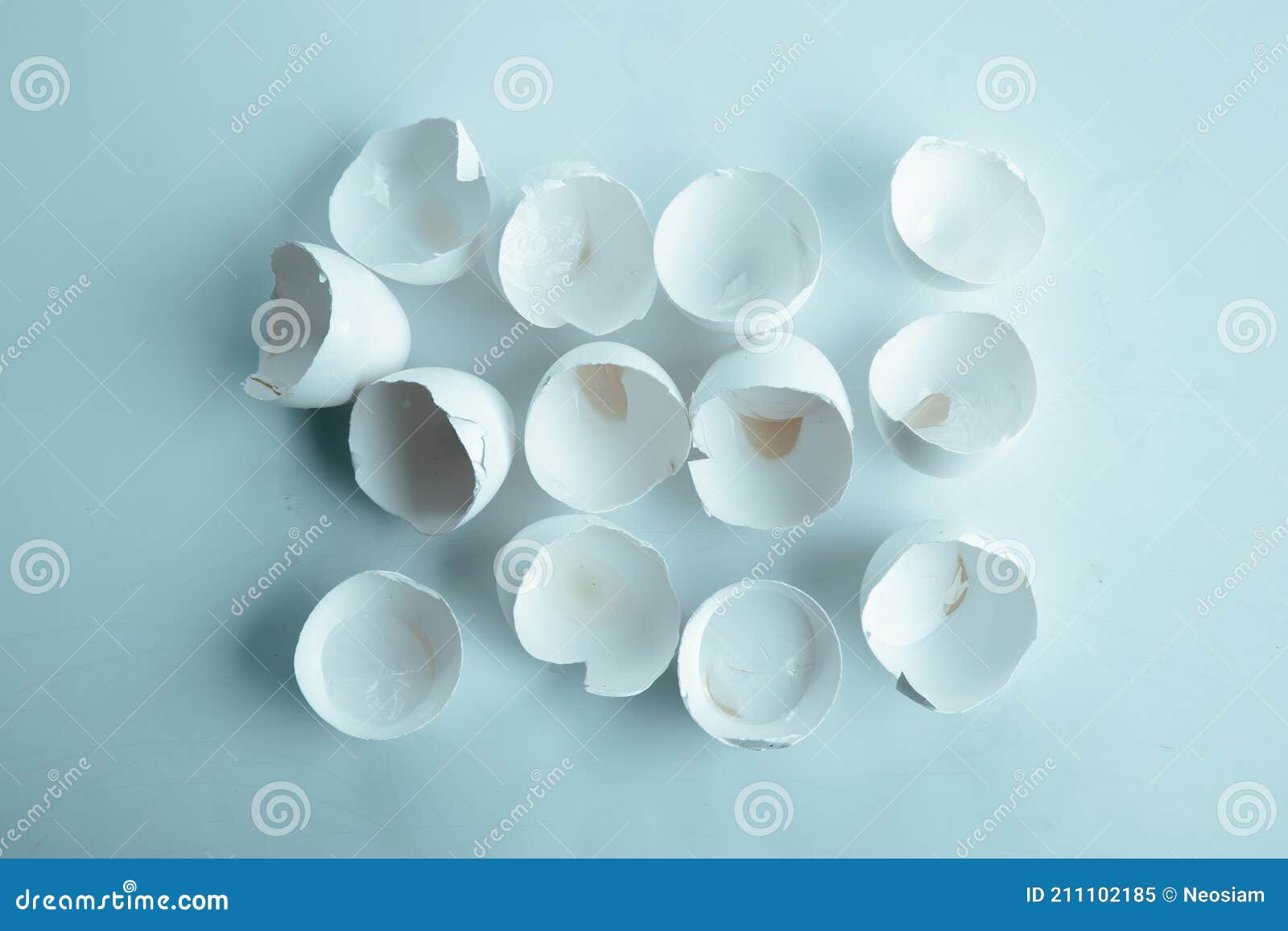 Broken eggshell isolated stock image. Image of graphic - 211102185