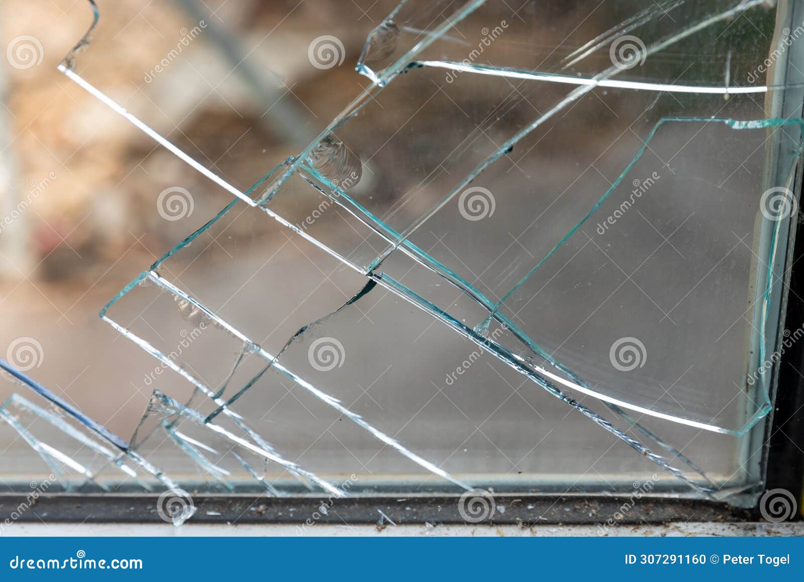Broken Glass Window Burglary: Emergency Glass Replacement and Property ...