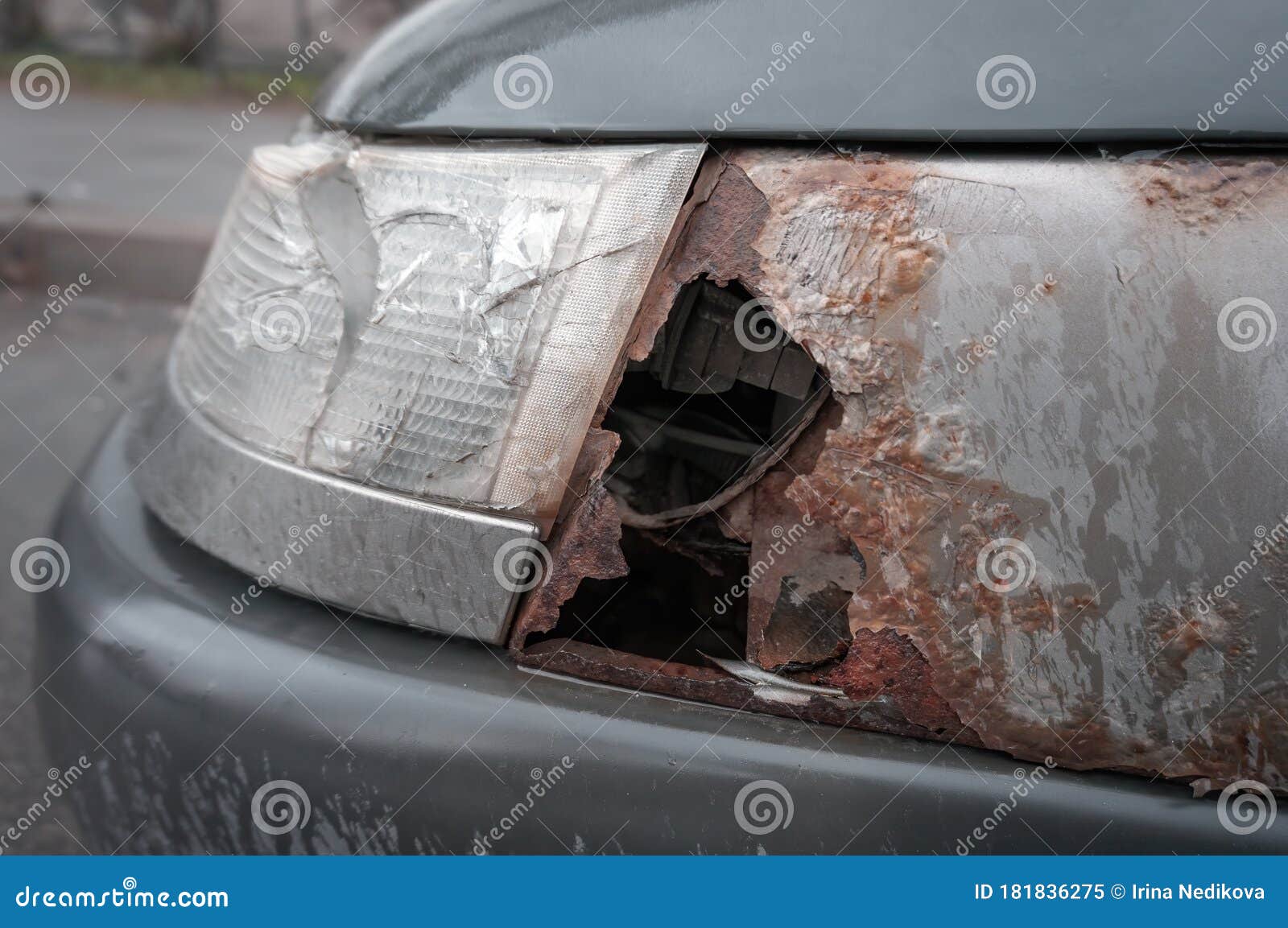 Broken headlight of car stock image. Image of bumper - 181836275