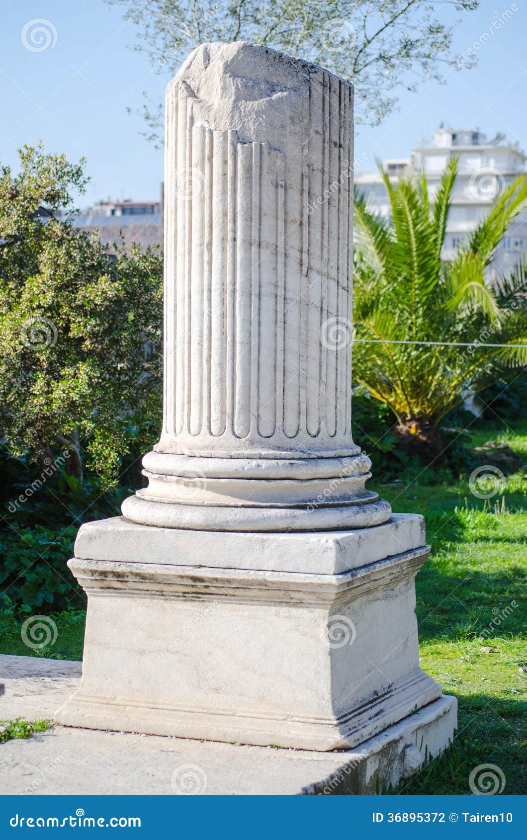 Broken marble column stock photo. Image of doric, mediterranean - 36895372