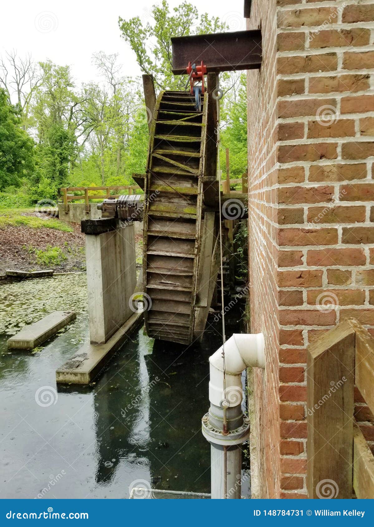 Broken mill wheel stock image. Image of wheel, country - 148784731