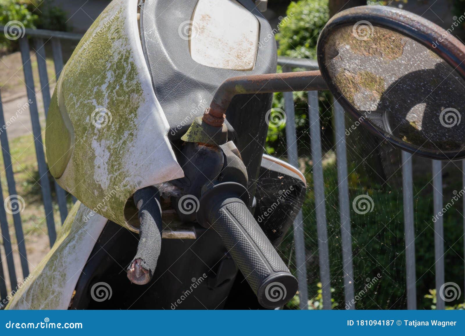 Broken and moldy old moped stock image. Image of accident - 181094187