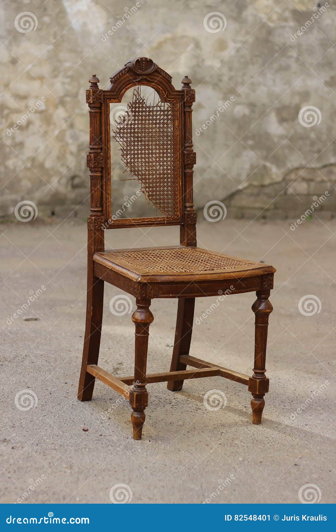Broken old chair. stock image. Image of antique, home - 82548401